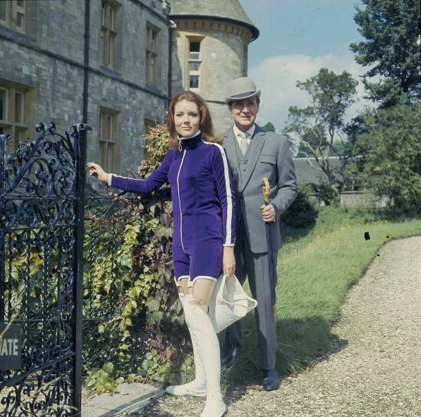 DIANA RIGG AND English Actor Patrick Macnee As 'Emma Peel' And 1960s ...