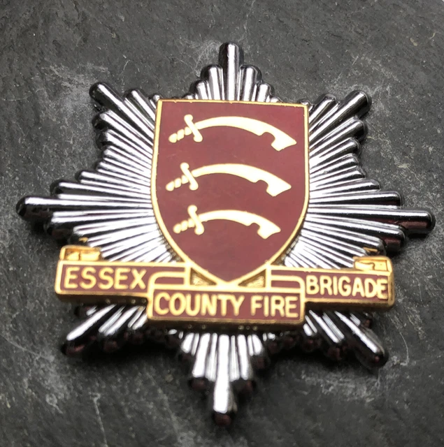 ESSEX COUNTY FIRE Brigade Cap Badge.gilt Variant £11.25 - PicClick UK