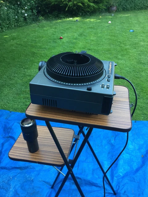 ELMO OMNIGRAPHIC 253AF Carousel Slide Projector With Screen Docter Optics Lens £65.00 - PicClick UK