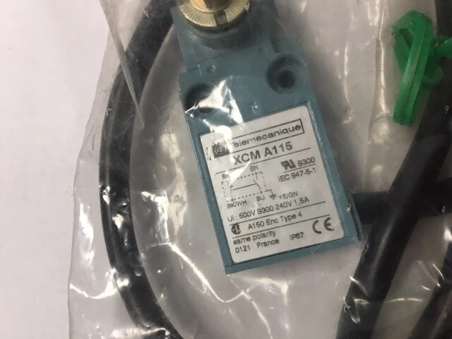 SCHNEIDER ELECTRIC XCM-A115 / Xcma115 £107.00 - PicClick UK