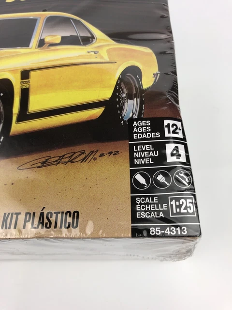 REVELL MODEL KIT 1969 Boss 302 Mustang Brand New Sealed Box Damaged $13 ...