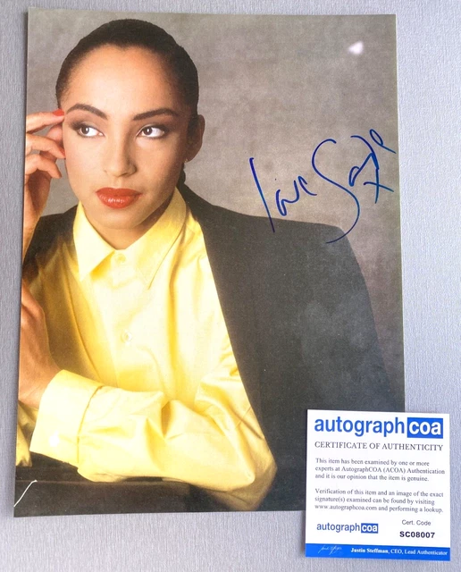 SADE IN-PERSON SIGNED Foto 20x28 Autogramm COA ACOA EUR 85,00 - PicClick DE