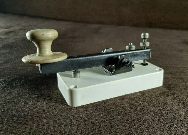VINTAGE TELEGRAPH KEY Soviet Military Morse Code USSR EUR 11,23 ...