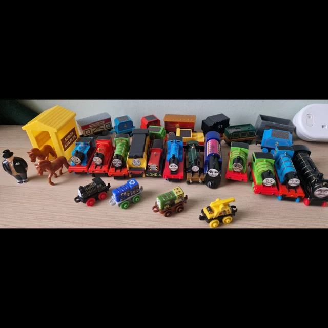 PLASTIC TRAINS THOMAS The Tank Engine & Friends From Comics & Mini ...