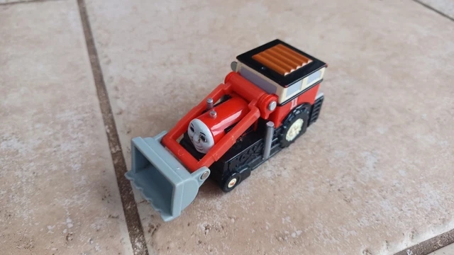 THOMAS TRACKMASTER BATTERY powered Jack the Digger. Old style TOMY £14. ...