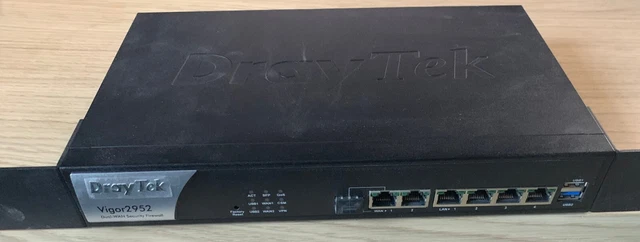 ROUTER/FIREWALL DRAYTEK VIGOR 2952 con capacidad multi-WAN con orejas ...