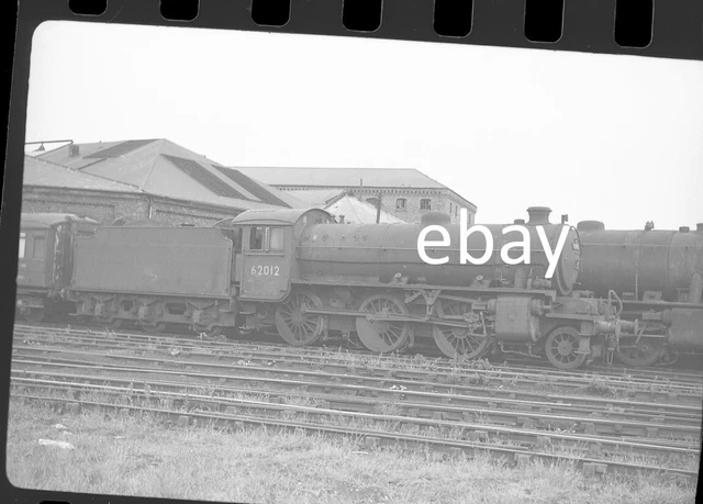 ORIGINAL 35MM NEGATIVE OF BR LNER STEAM LOCO 62012 AT SUNDERLAND on 15 ...