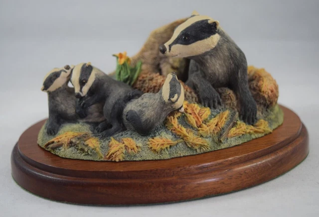 'FAMILY LIFE' WW13 The Chiltern Collection by Border Fine Arts Badgers ...