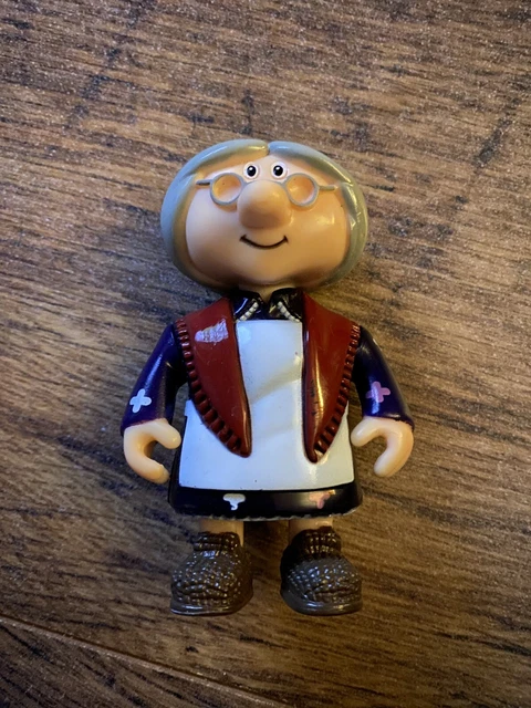 POSTMAN PAT MRS Goggins Action Figure £0.99 - PicClick UK