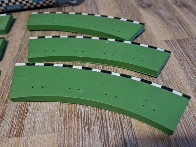 SCALEXTRIC TRIANG VINTAGE Track Border Standard Curve Inner T42d X 6 ...