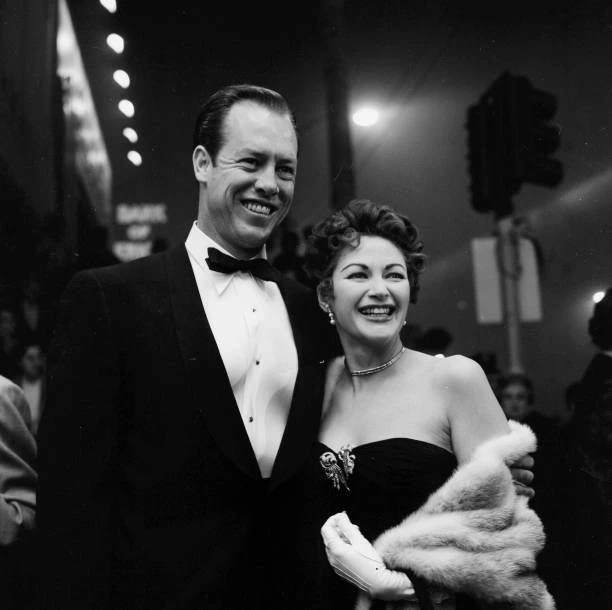 ACTRESS YVONNE DE Carlo & Robert Morgan Attends A Premiere 1 Old Movie ...