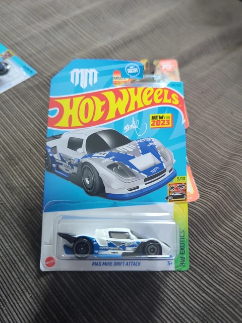 2023 HOT WHEELS Mad Mike Drift Attack 209/250 HW Exotics 5/10 blanc ...