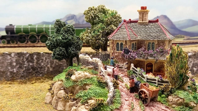 N SCALE GAUGE Model Village Railway Countryside Farming Diorama Scenery ...