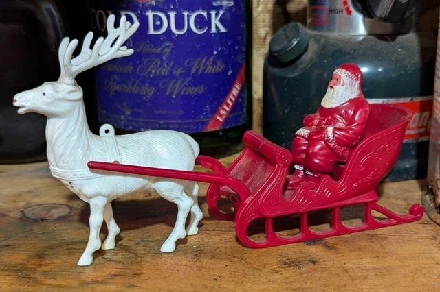 VINTAGE CHRISTMAS RELIABLE Toys Celluloid Plastic Santa Reindeer Sleigh ...