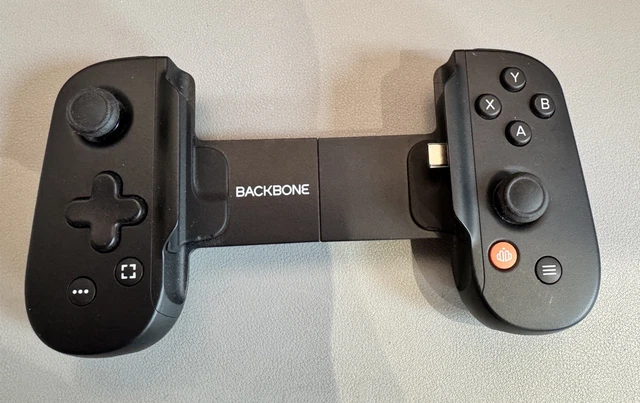 BACKBONE ONE V2 Gaming Controller USB-C - Android & iPhone - Retail ...