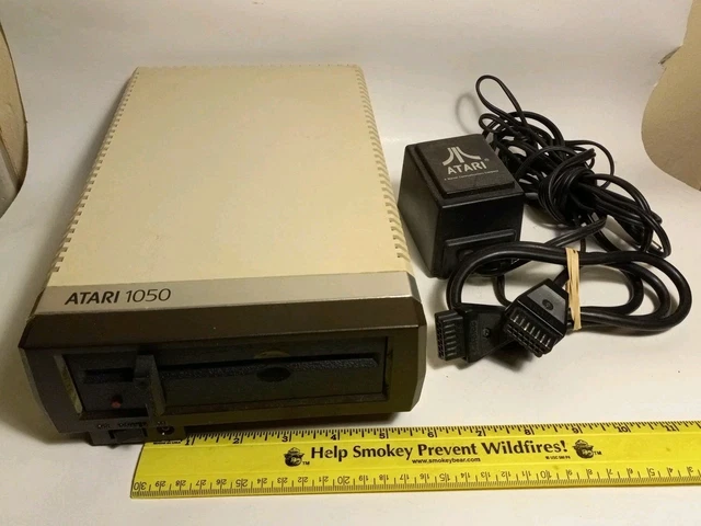 VTG ATARI 1050 Floppy Disk Drive AS-IS. 5.25” Powers Adapter Cables ...