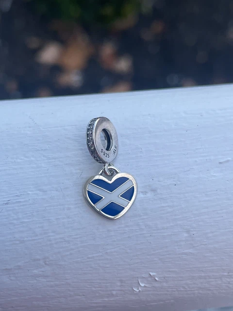 PANDORA COUNTRY OF Scotland 🏴󠁧󠁢󠁳󠁣󠁴󠁿 EXCLUSIVE Heart Dangle Flag CHARM ...