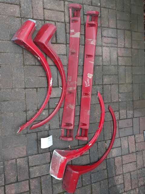 RS TURBO BODY Kit Mk4 Escort XR3i side skirts, wheel arch covers £138. ...