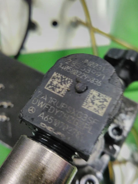 MERCEDES W212 W204 E C M S Class Tested Fuel Injector A6510702787 ...