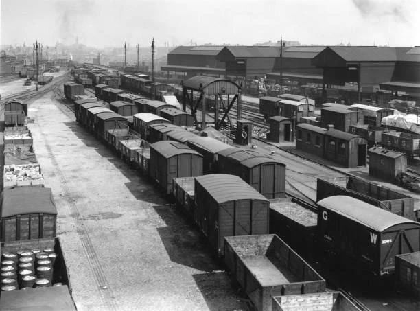 EXTERIOR YARD OF Bishopsgate Goods Depot, London, 1924 2 Train Old ...