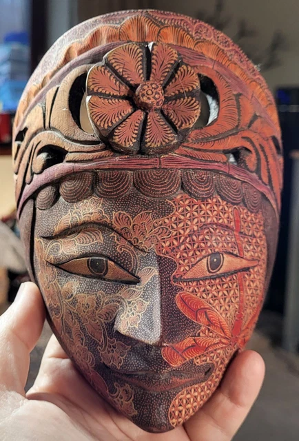 VINTAGE INDONESIAN HAND-CARVED Balsa Wood Mask (Topeng) Batik Panji ...