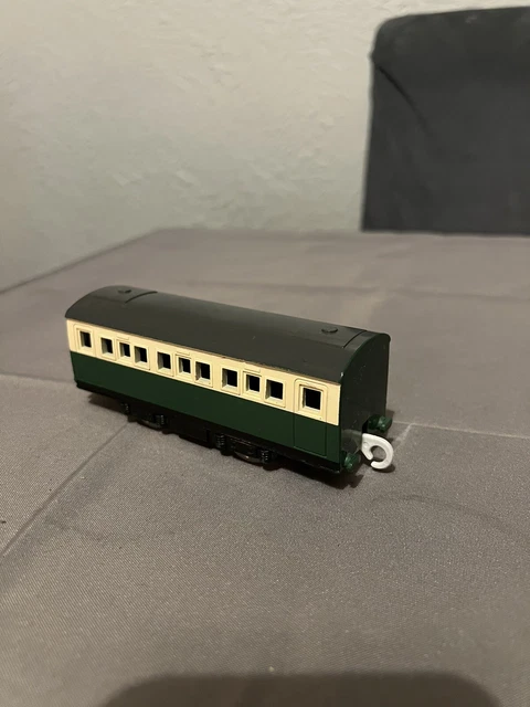 THOMAS AND FRIENDS, Trackmaster ‘Express’ Coaches £10.00 - PicClick UK