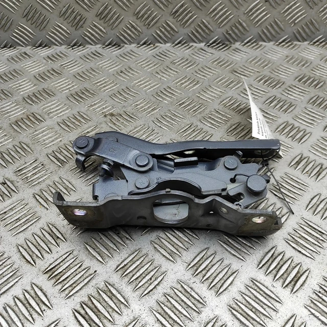HYUNDAI TUCSON TL MK3 Front Left Bonnet Hinge 79110-D7000 2019 33104522 ...