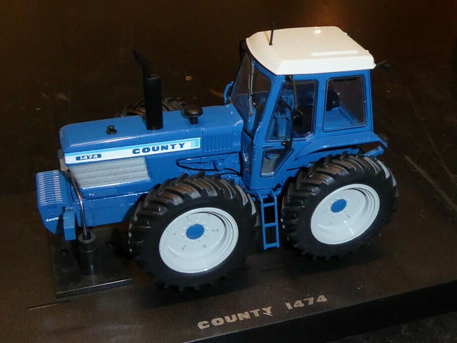 MODEL TRACTOR FORD County 1474 1/32nd Scale by Universal Hobbies £64.00 ...