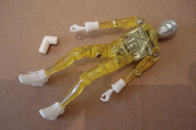 VINTAGE MICRONAUTS MEGO Time Traveller Original Airfix 1976 Yellow ...