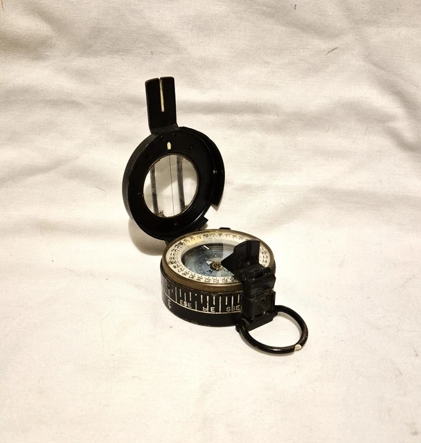 WW2 BRITISH ARMY Mk III 1944 Compass by T.G. Co.LTD London £35.00 ...
