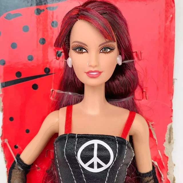 BARBIE REBELDE RBD Roberta Pardo Rey dressed doll - unused on card £73. ...