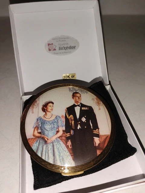 RARE STRATTON QUEEN Elizabeth II Powder Compact $300.00 - PicClick CA