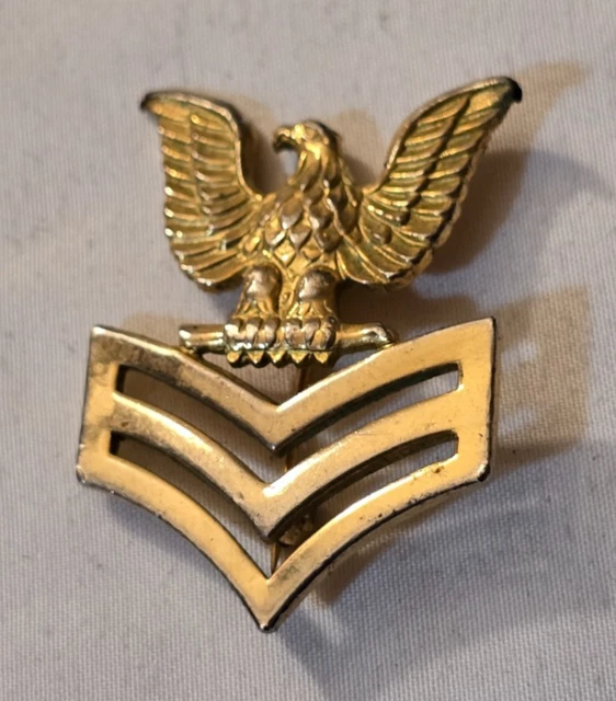 WWII US NAVY Petty Officer 1st Class PO1 Hat Device Pin Back / GEMSCO £ ...