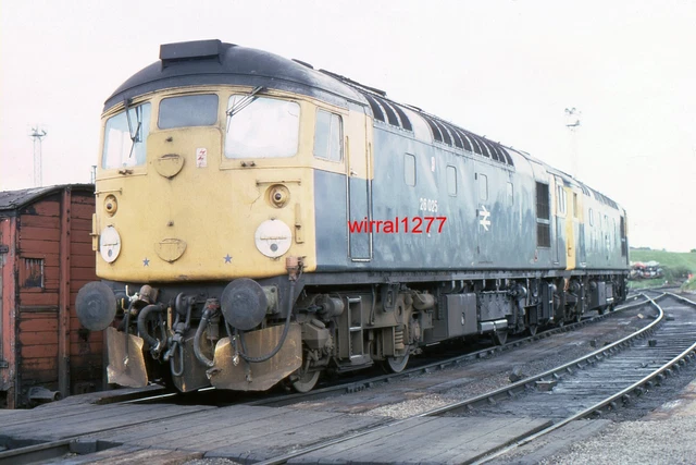 ORIGINAL 35MM SLIDE - Class 26 - D5305 w/ D5302 & Class 17 at ...