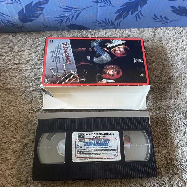 RUNAWAY VHS TOM Selleck Gene Simmons Kristie Alley RCA Side Flap VG ...