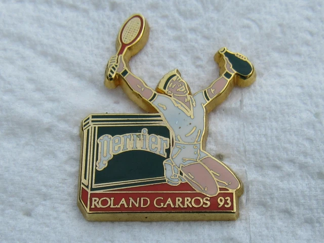 PIN'S ARTHUS BERTRAND Roland Garros 1993 Perrier EUR 3,00 - PicClick FR