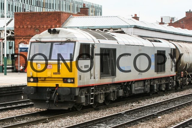UK DIESEL TRAIN Railway Photograph Of Class 60 60099 Loco. Rm60-510 £1. ...