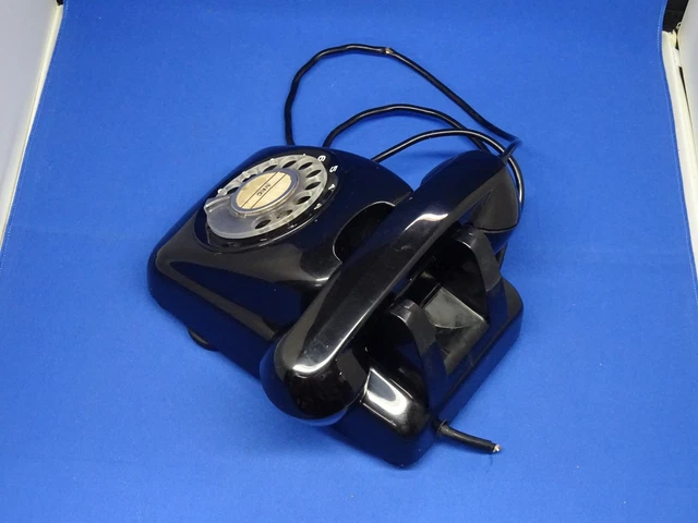60-YEAR-OLD BLACK ROTARY dial telephone, antique Showa era model, made ...