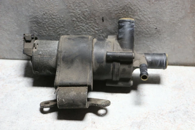 ORIGINAL MERCEDES BENZ W202 W210 Pompe de Circulation à Eau A0018358664 ...