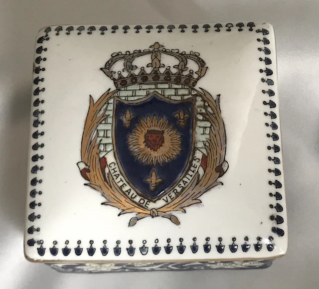 BOITE FAÏENCE ÉMAILLÉE blason Fleur de Lys et couronne EUR 23,00 ...