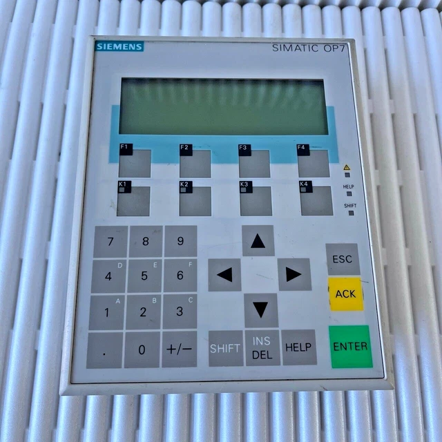 1X SIEMENS OPERATOR Panel OP 7-DP 1P 6AV3 607-1JC20-0AX1 Bediengerät ...