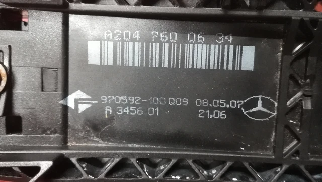 MERCEDES-BENZ C W204 Puerta Trasera Manija Exterior Soporte a2047600734 ...