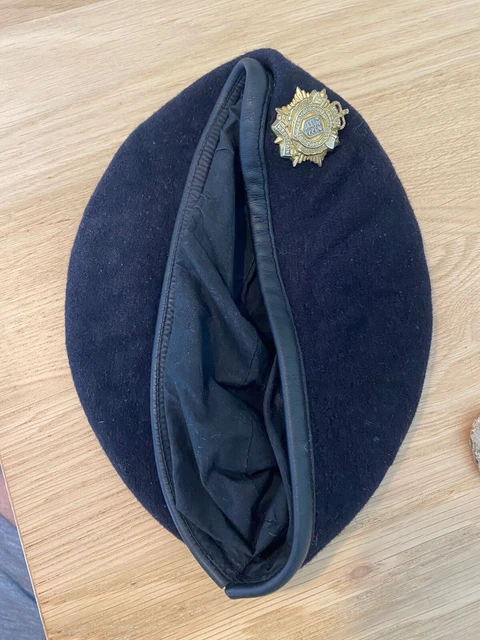BRITISH ARMY ROYAL Logistics Corps RLC Beret And Cap Badge Used 22 Inch ...