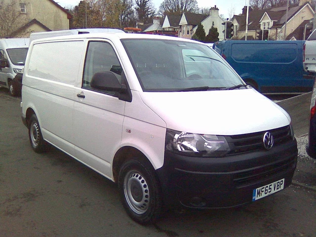 VOLKSWAGEN TRANSPORTER 2.0 TDI BlueMotion Tech T32 Startline Panel Van ...