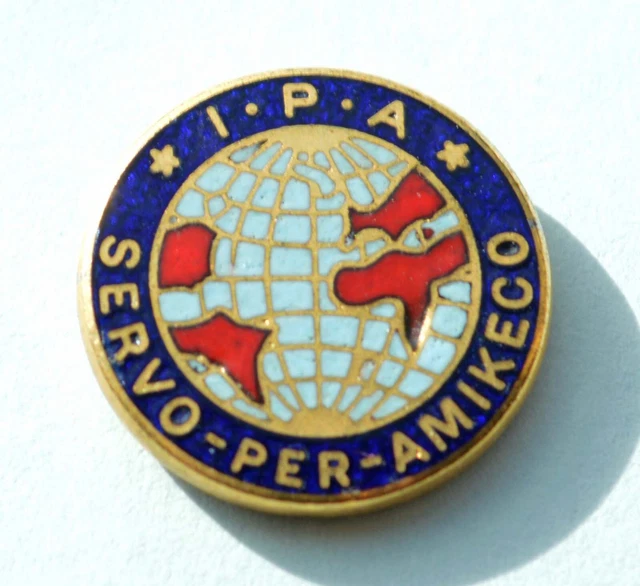 INTERNATIONAL POLICE ASSOCIATION IPA SERVO PER AMIKECO Pin Badge £3.50 ...