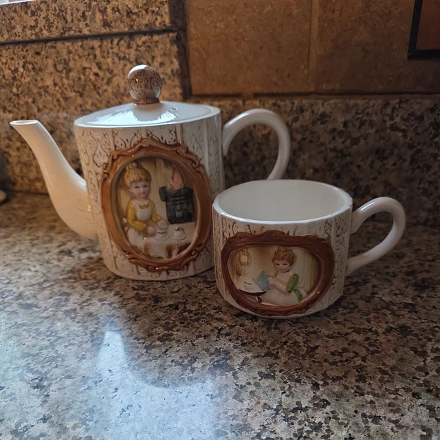 VINTAGE 1970'S SEARS Roebuck Co Pioneer Woman tea pot and mug £13.37 ...