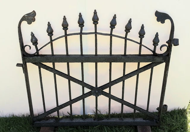 VINTAGE ORNATE CAST Iron Garden Fence Gate w/ Black Chippy Paint ...