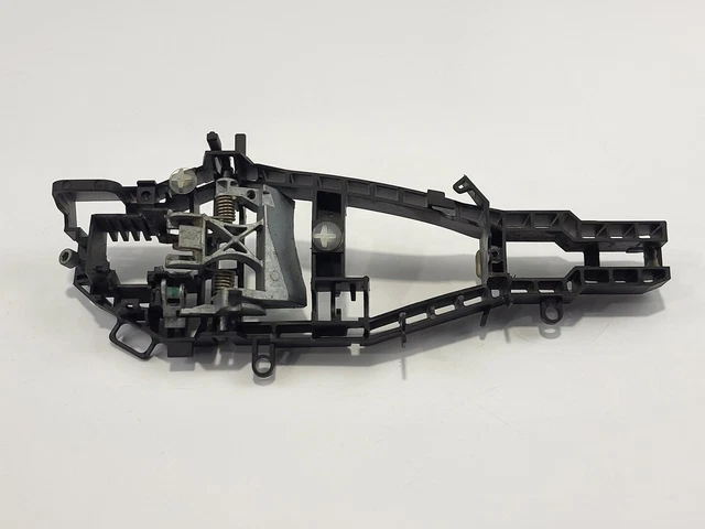 BMW F31 330D , Träger Türaussengriff vorne links, 51217242567 EUR 35,00 ...