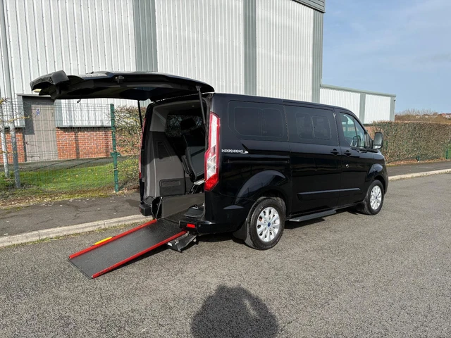 2019 FORD TOURNEO Transit Custom Titanium - Auto - Wav Ramp - 7 Seats ...