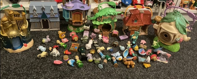 DISNEY STORE MINI Animators Collection 6 Houses With Loads Of ...